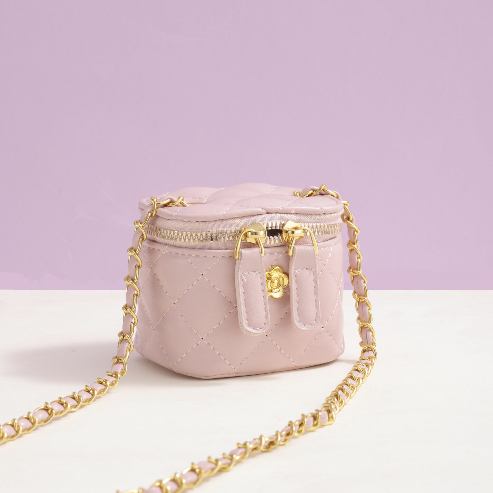 Маленькая сумка в стиле Chanel с цепочкой, модная высококачественная летняя мини-сумка, кожаная сумка через плечо, маленькая квадратная сумка