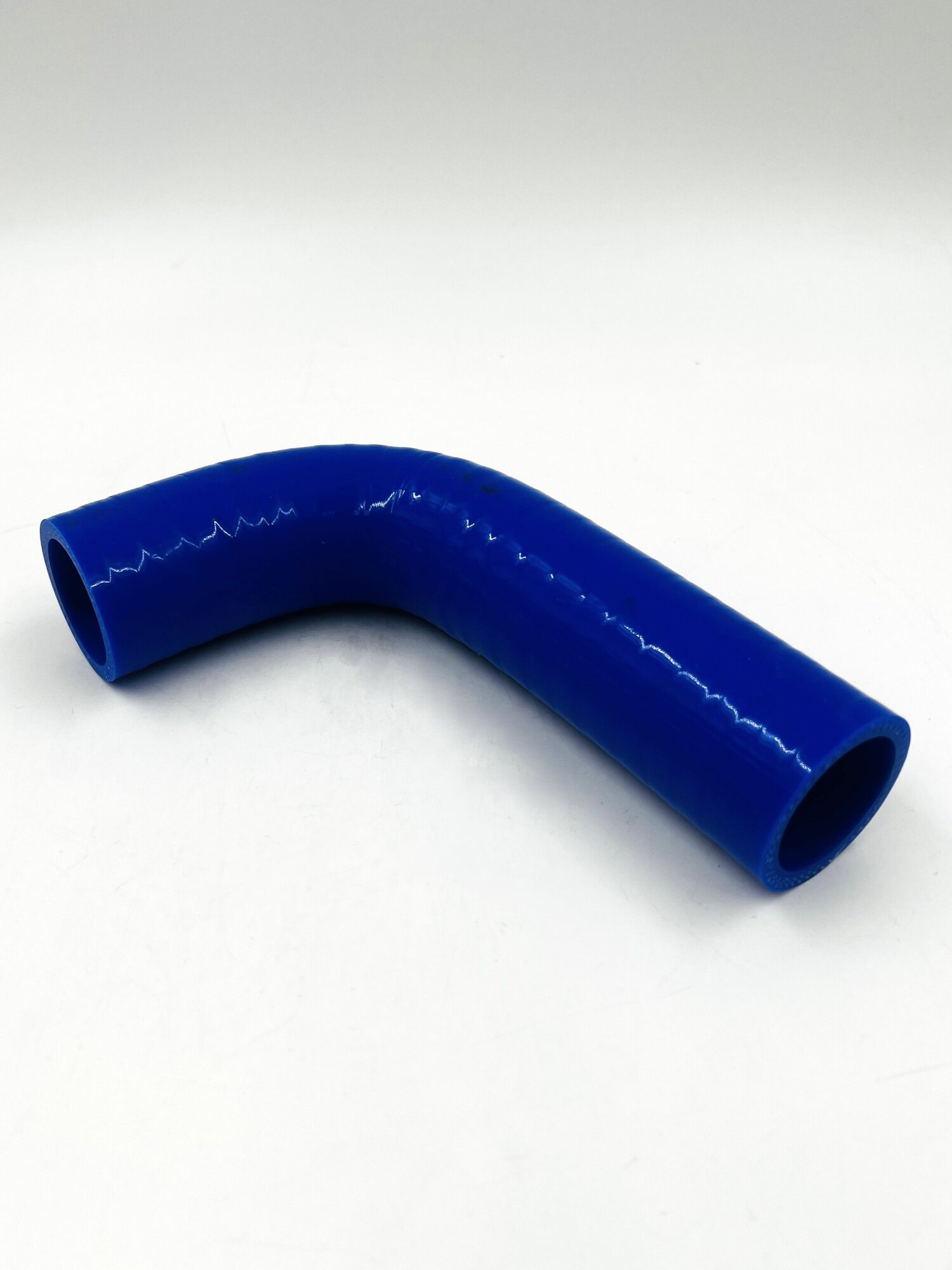 Патрубок радиатора угол подходит для ВАЗ 2108-15, ВАЗ 2170 Приора 1 шт