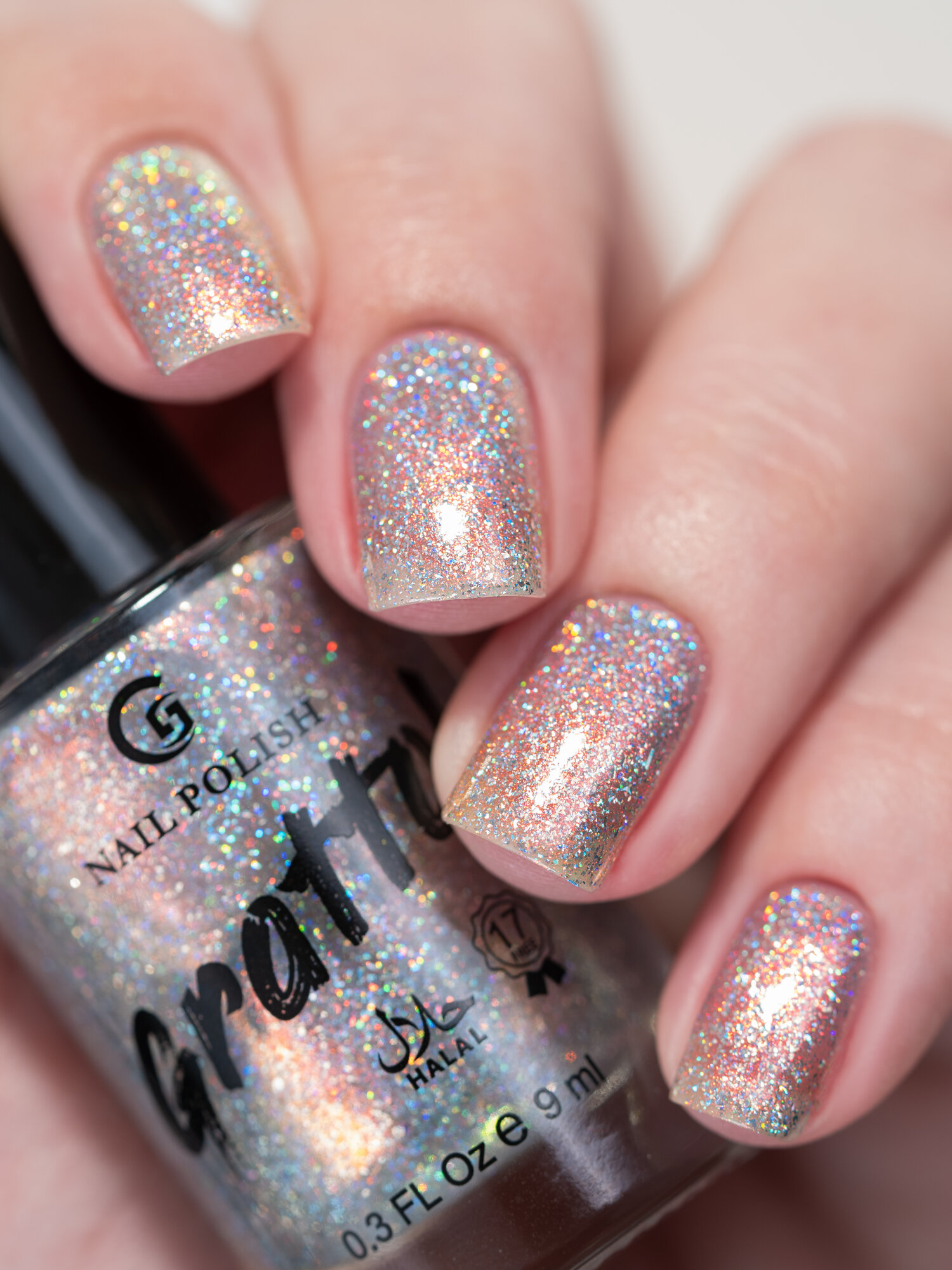 Лак для ногтей с шиммером и голографическими хлопьями - Grattol Soft as a Mother’s Love, 9мл