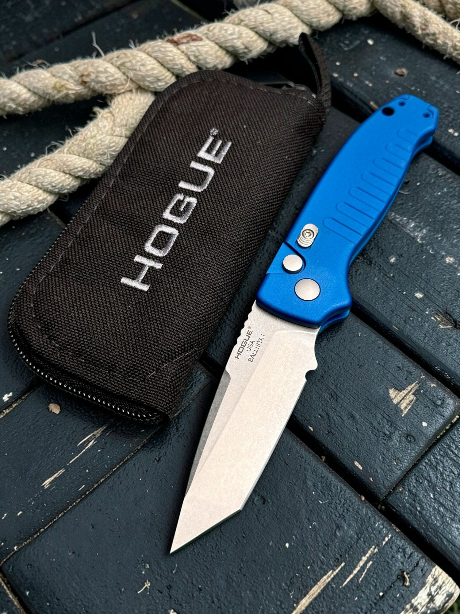 Нож складной Hogue HO64123 Ballista I, StoneWash Blade, Blue Handle