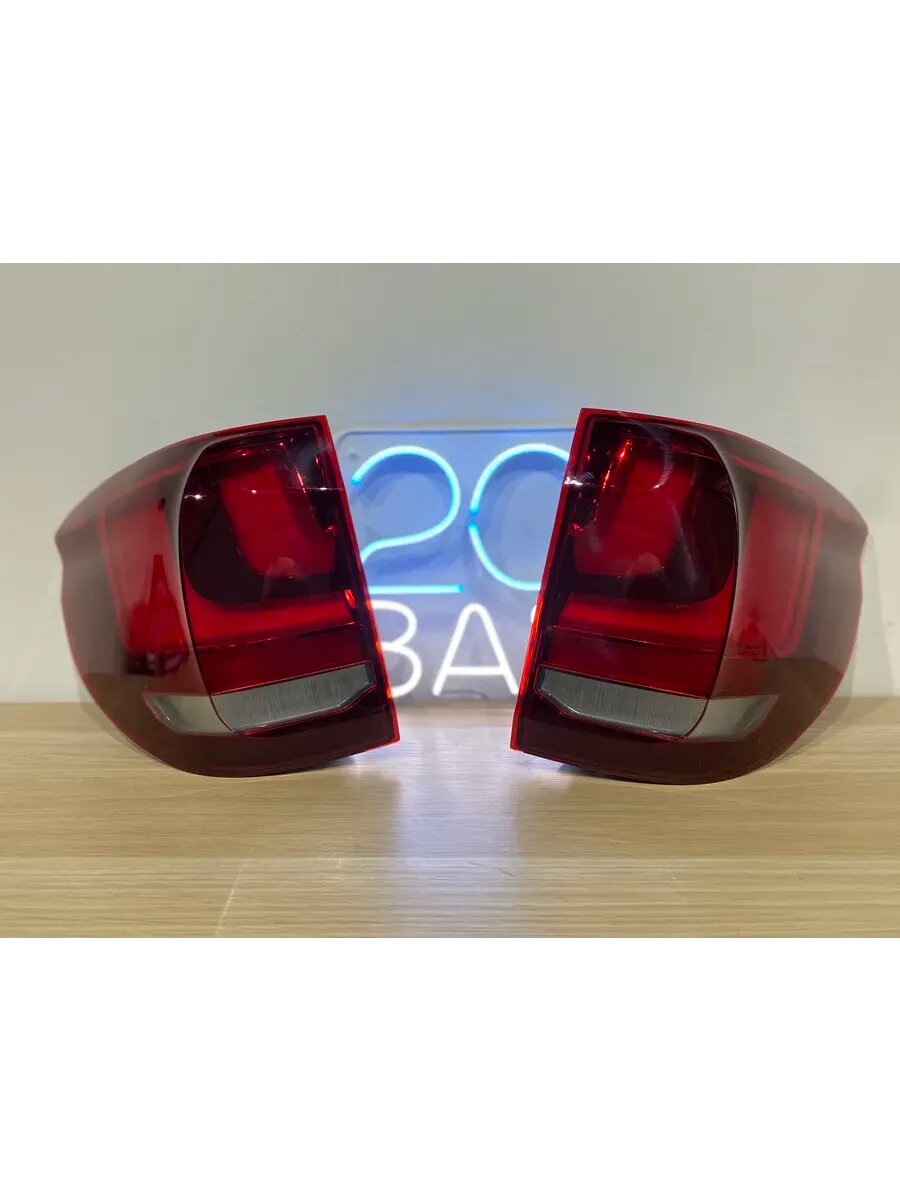 Задний левый внешний фонарь BMW X5 F15