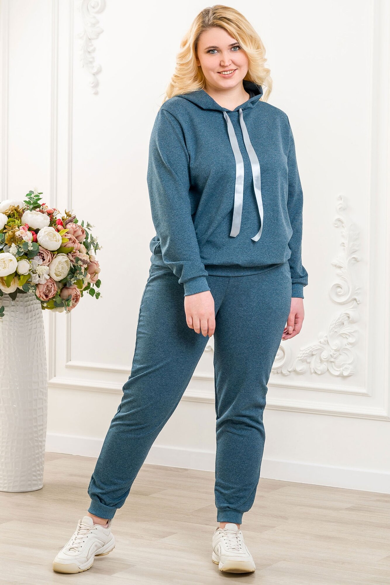 Костюм спортивный