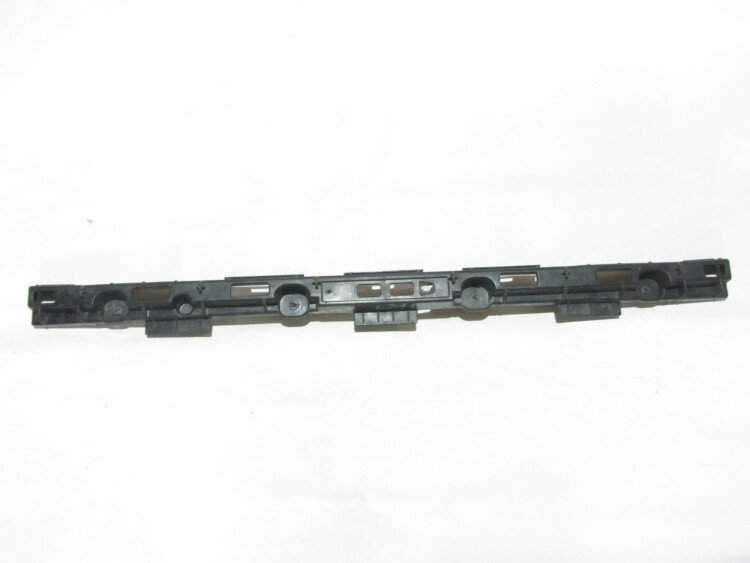 Кронштейн бампера заднего центральный 94833091 96981701 Chevrolet Cruze J300 - Седан