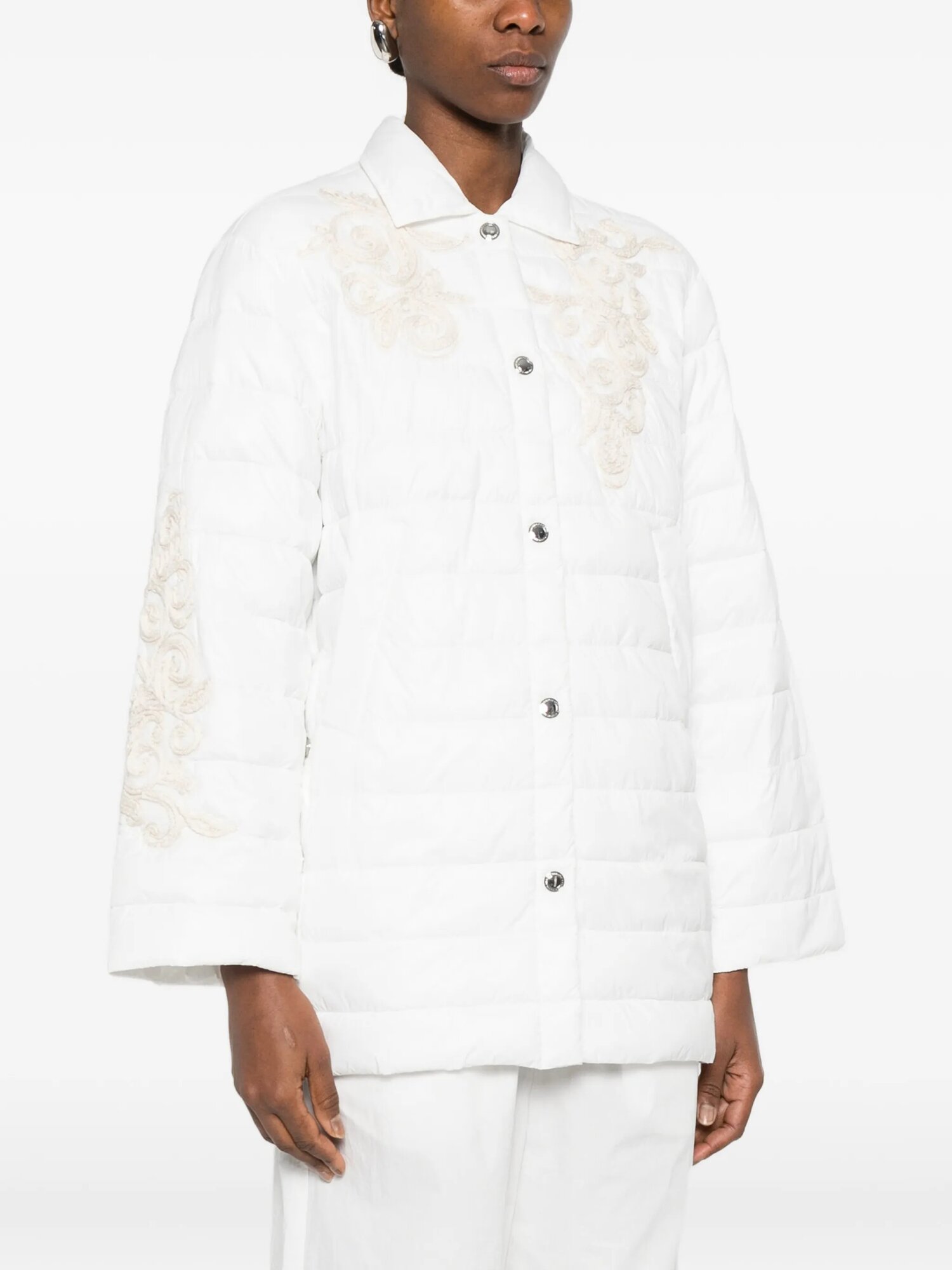 Пальто Ermanno Firenze Embroidered quilted coat, размер 38, бежевый/белый — фото 1
