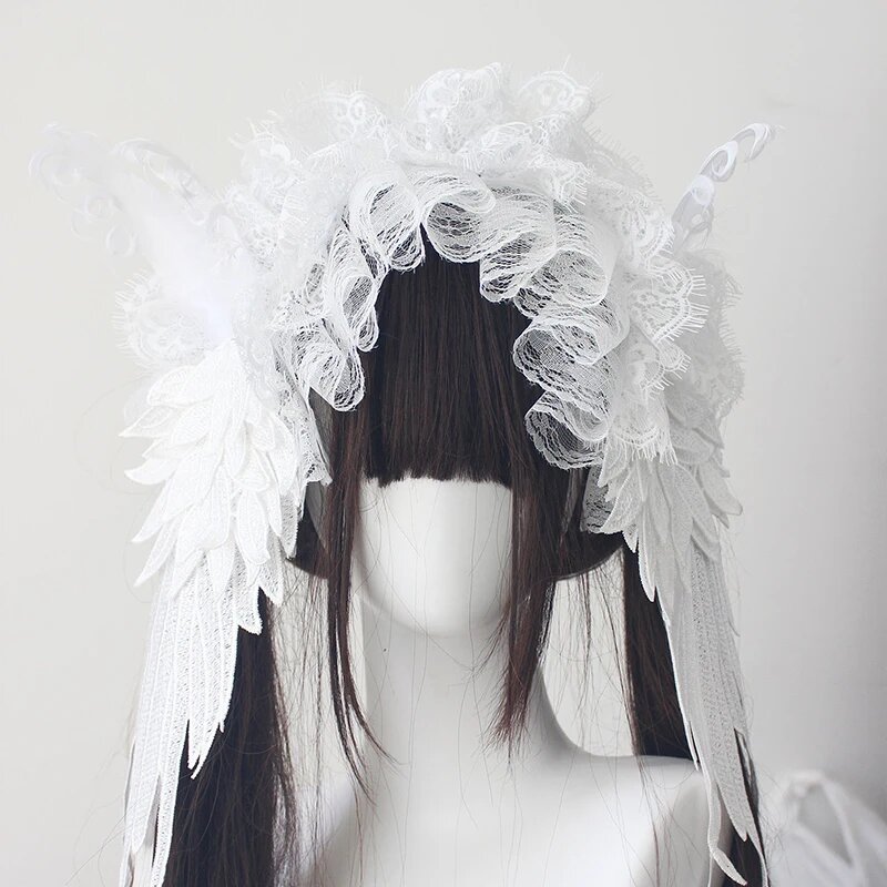 Розовая кружевная повязка на голову Wings Lolita