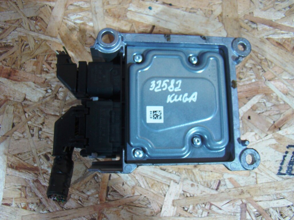Ford Kuga 1 Блок управления AIR BAG 1667758