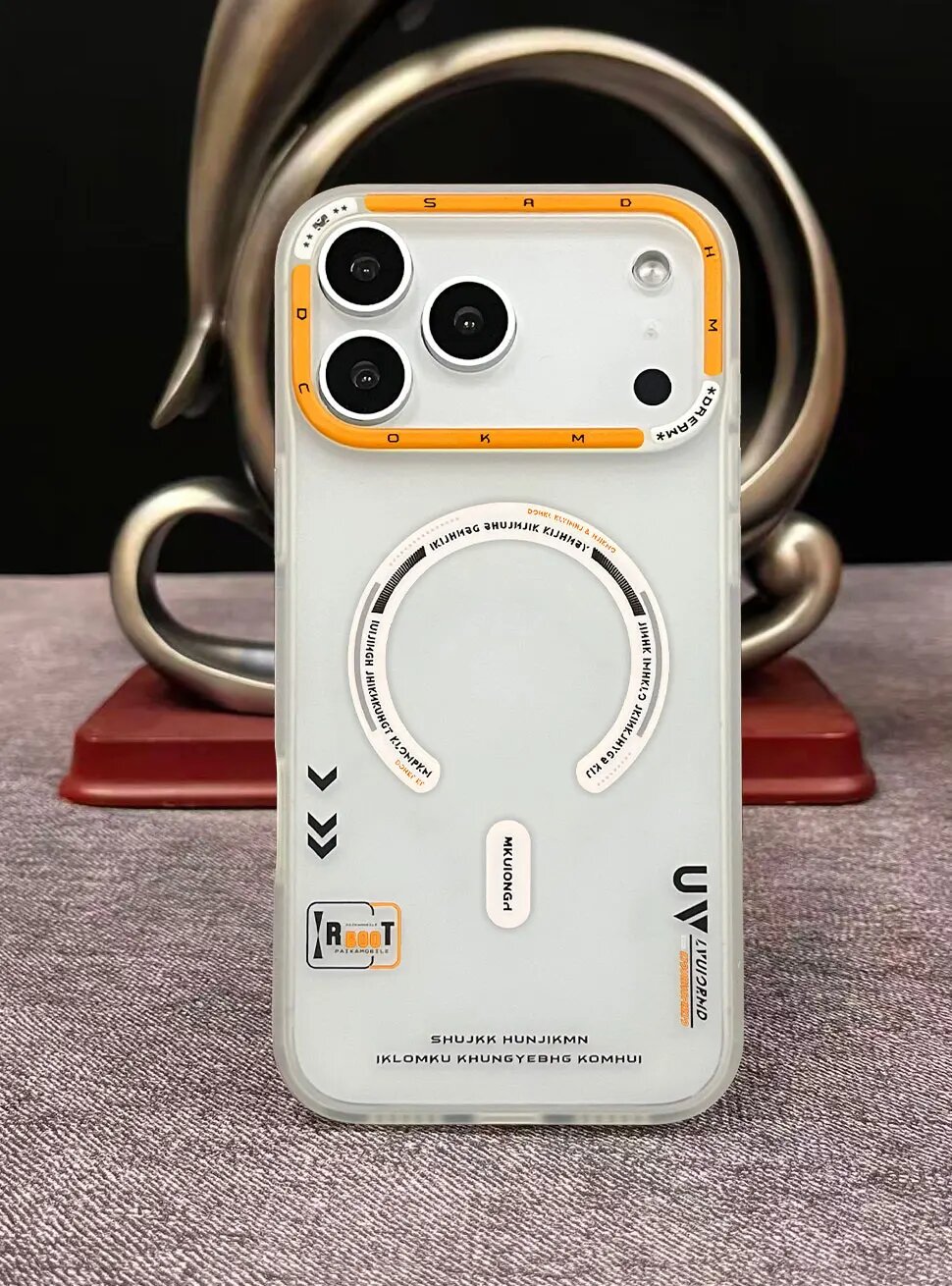 Белый чехол для iPhone 17 Pro - магнитный, матовый