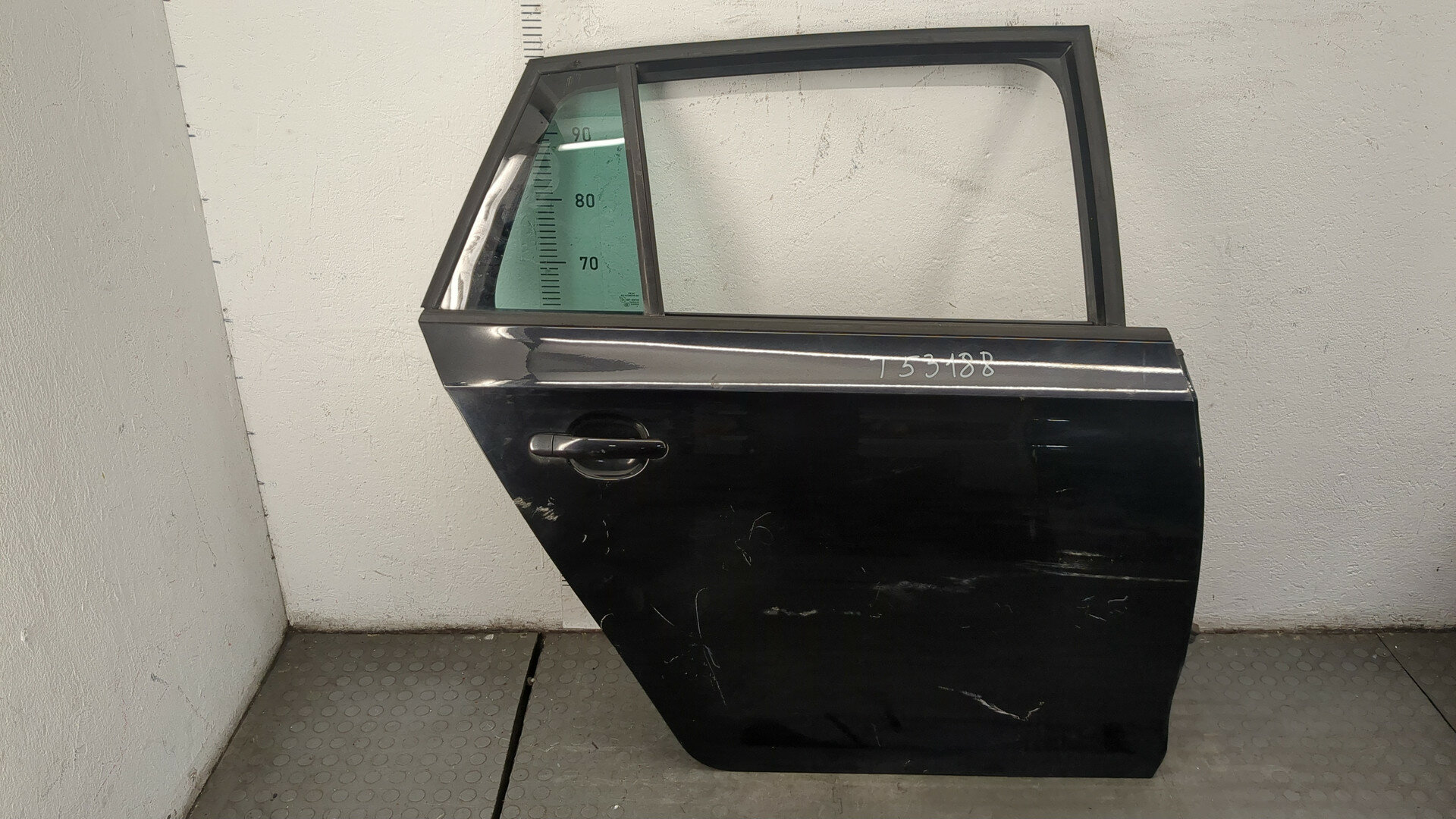 Дверь боковая (легковая) правая задняя Skoda Rapid Б/У