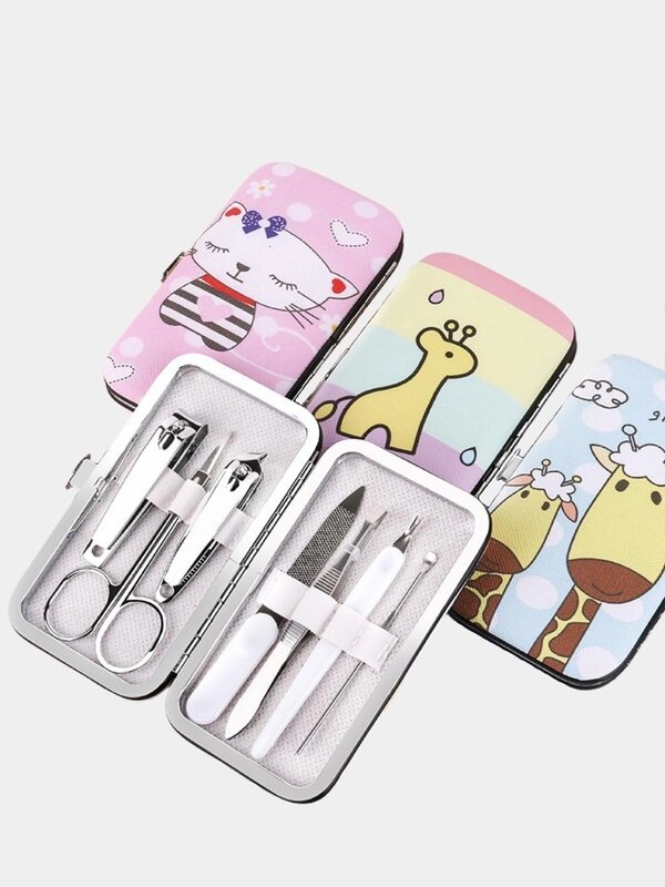 Набор для маникюра и педикюра женский, в футляре, подарочный, 7 предметов