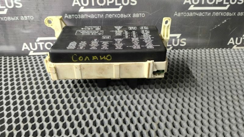 Блок предохранителей