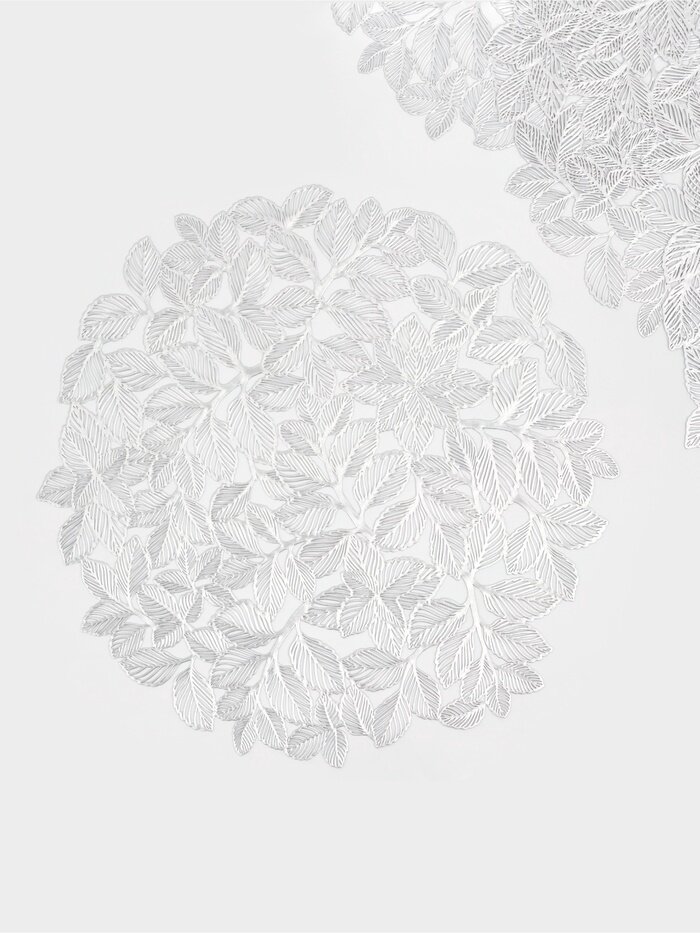 Набор салфеток сервировочных на стол Доляна «Листья», 38×38 см, 4 шт, ПВХ, серебристый