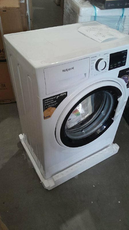 Стиральная машина фронтальная HOTPOINT NSB 7225 WV RU белый/черный, 7 кг, диспл, дозагрузка (уценка)