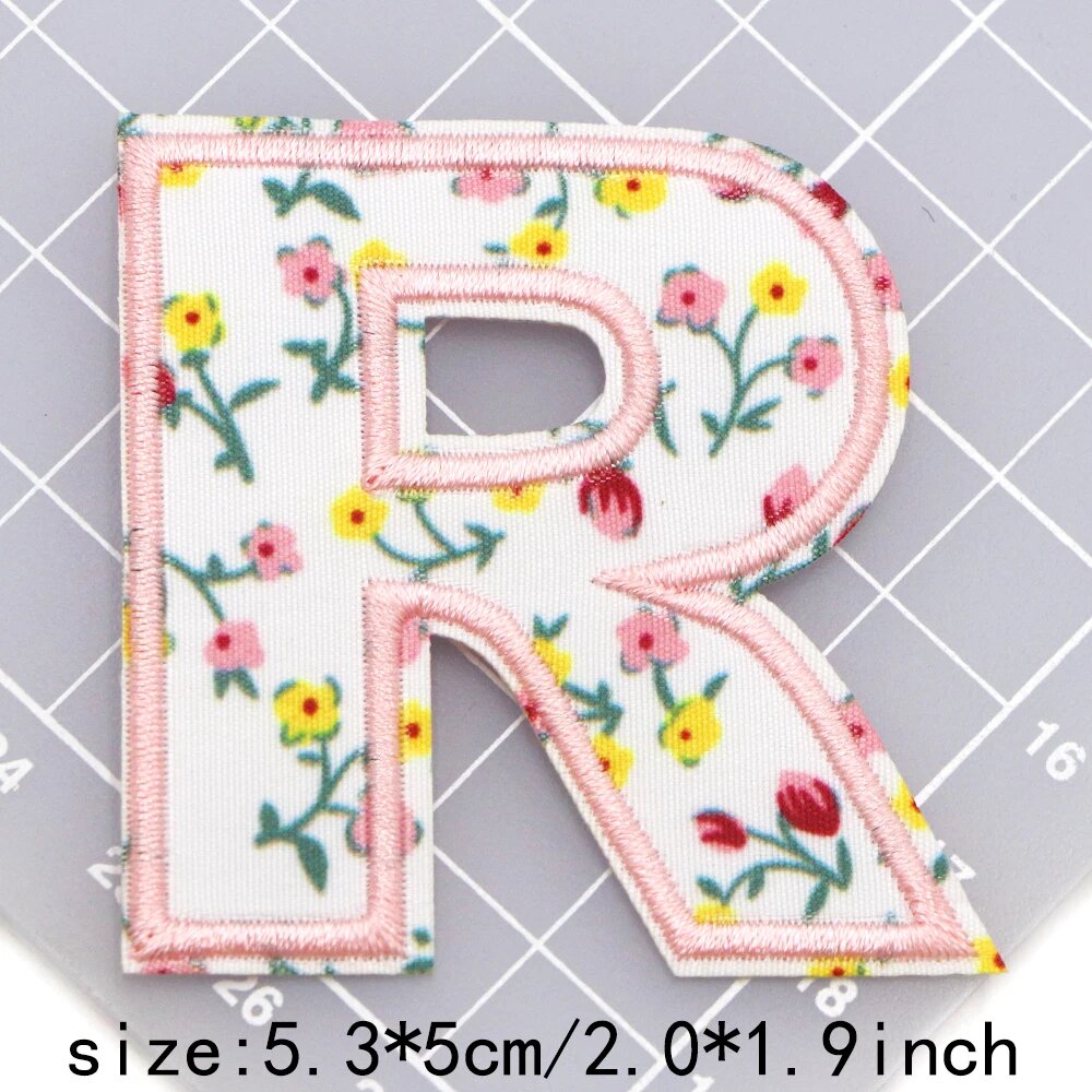 Буквы с вышивкой для одежды, белый цветок, 1 шт. R