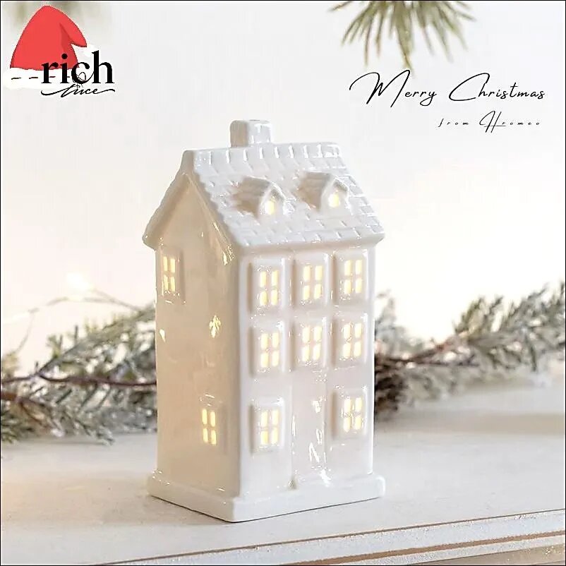 Домик с подсветкой декоративный, фарфоровый из коллекции New Year статуэтка новогодняя