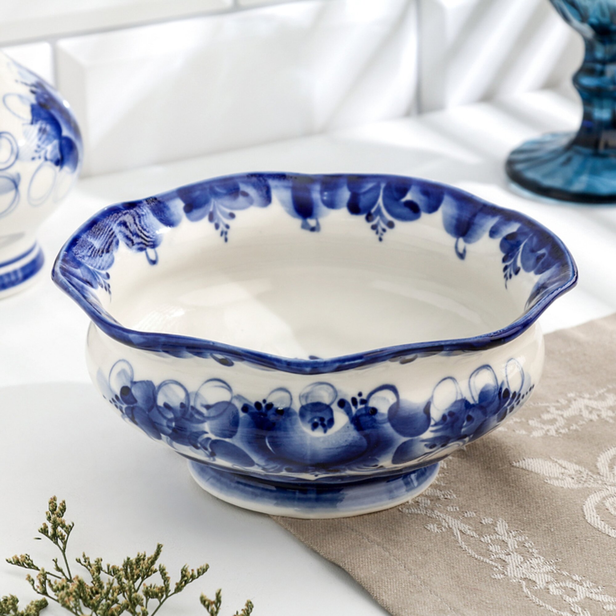 Миска - пельменница гжель «Яркий вкус», бело-синий, фарфор, 7×17 см