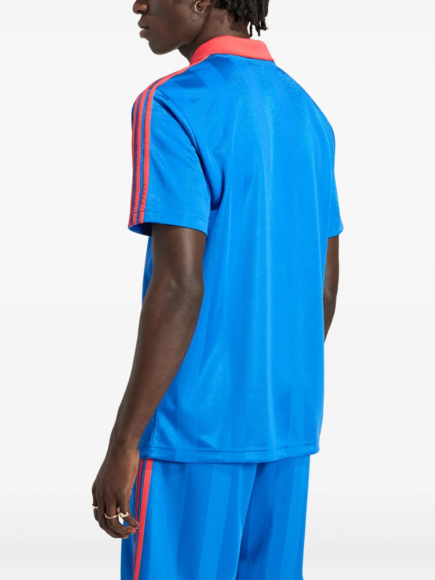 Футболка adidas, размер M, cиний — фото 1