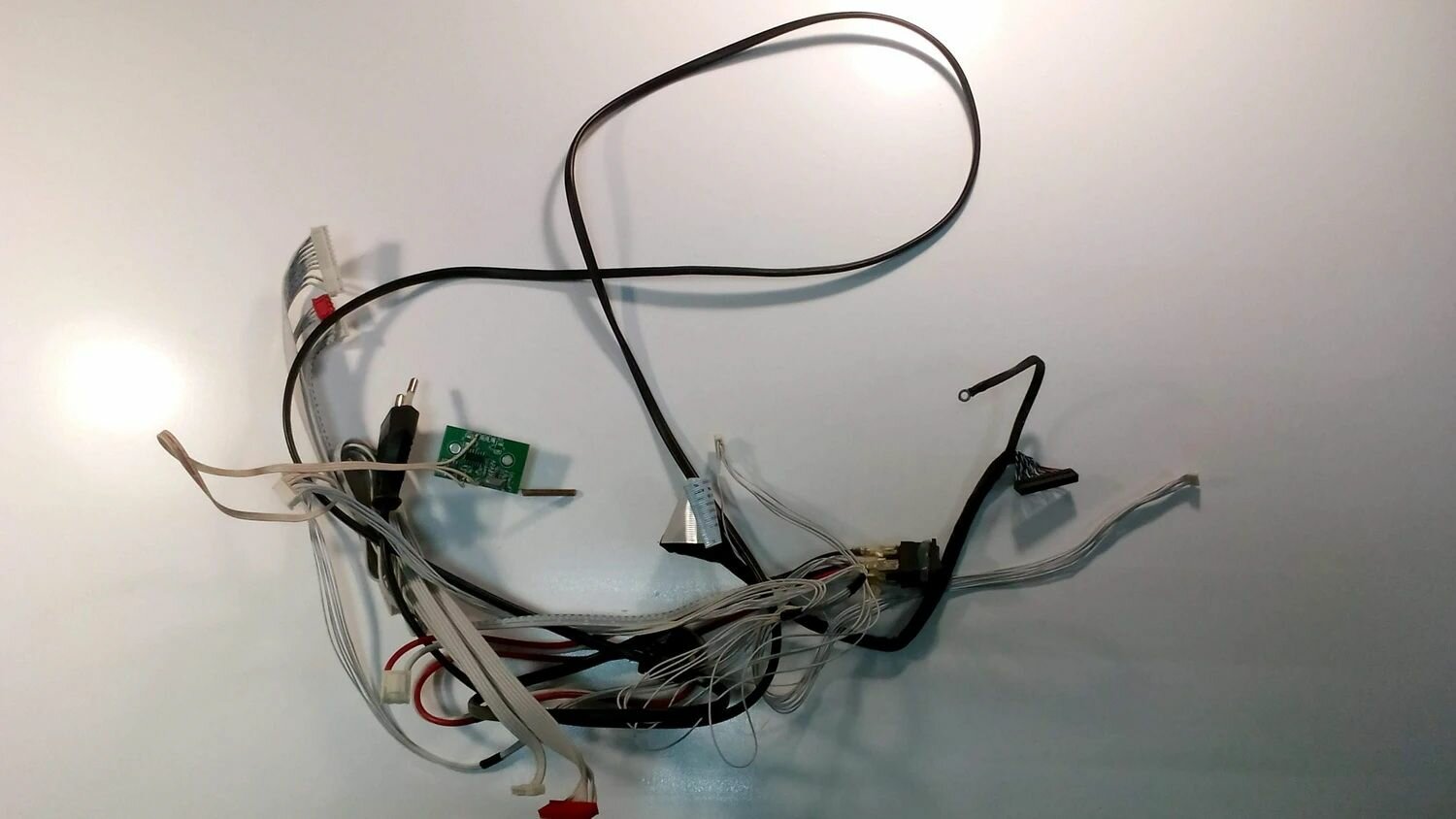 LVDS + Комплект шлейфов + Кабель питания с кнопкой включения для Stv-Lc2725Afl Black Lcd Телевизор Supra Шлейф арт. 8888