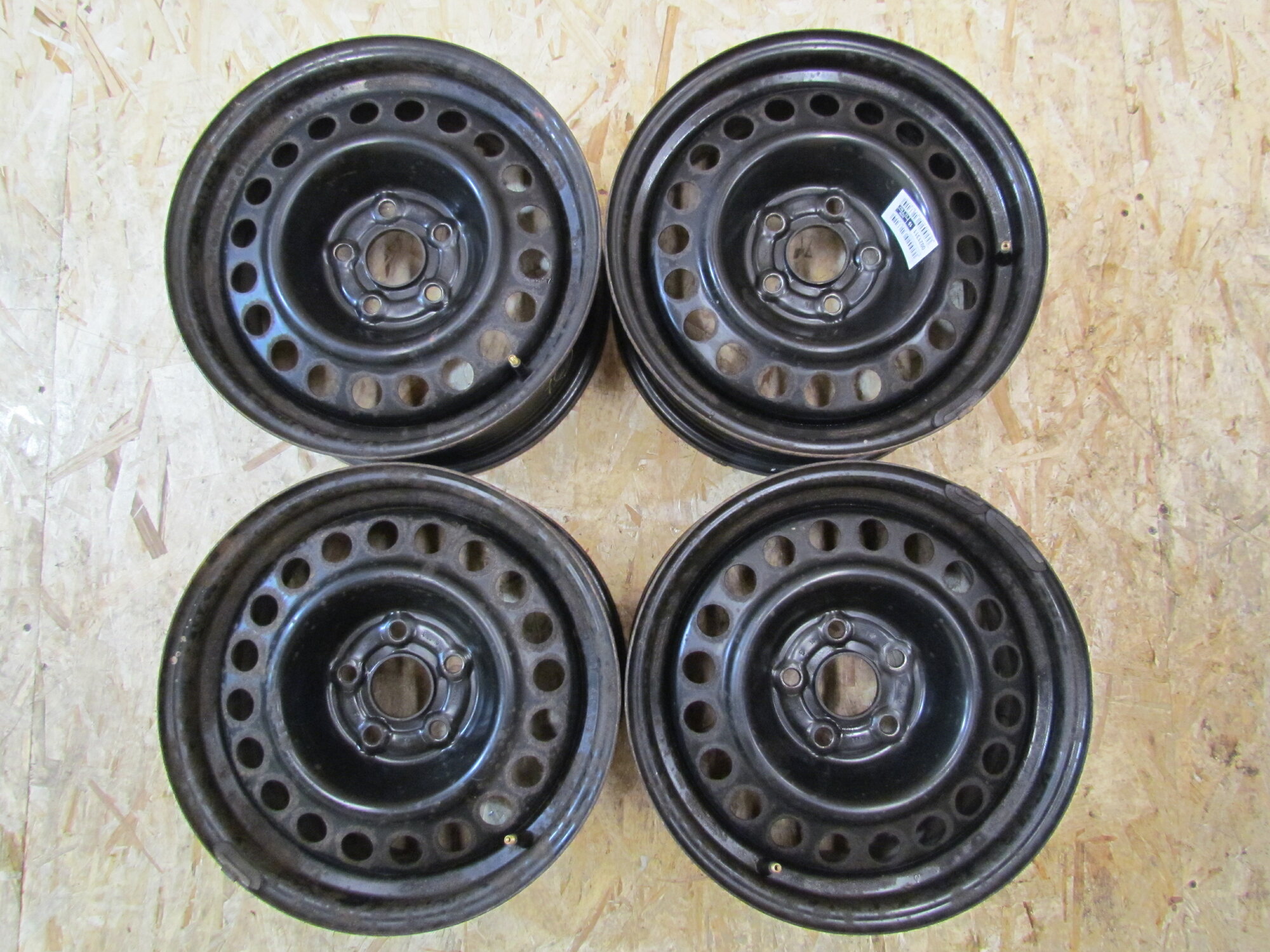 Комплект колесных дисков Opel R15 6.5J ET39 5*105 DIA56.6 () 0021311