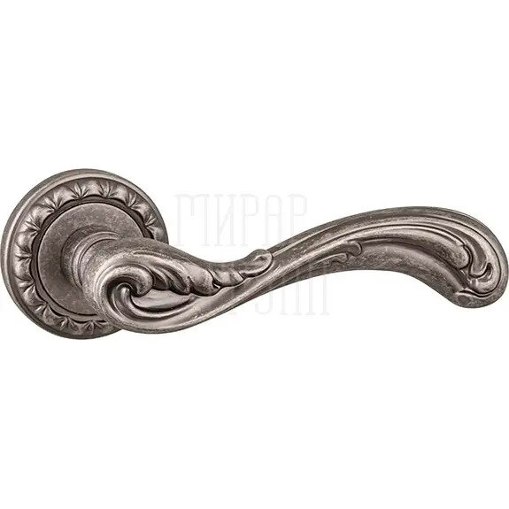 Дверная ручка Punto (Пунто) на круглой розетке "PALMIRA" MT античное серебро