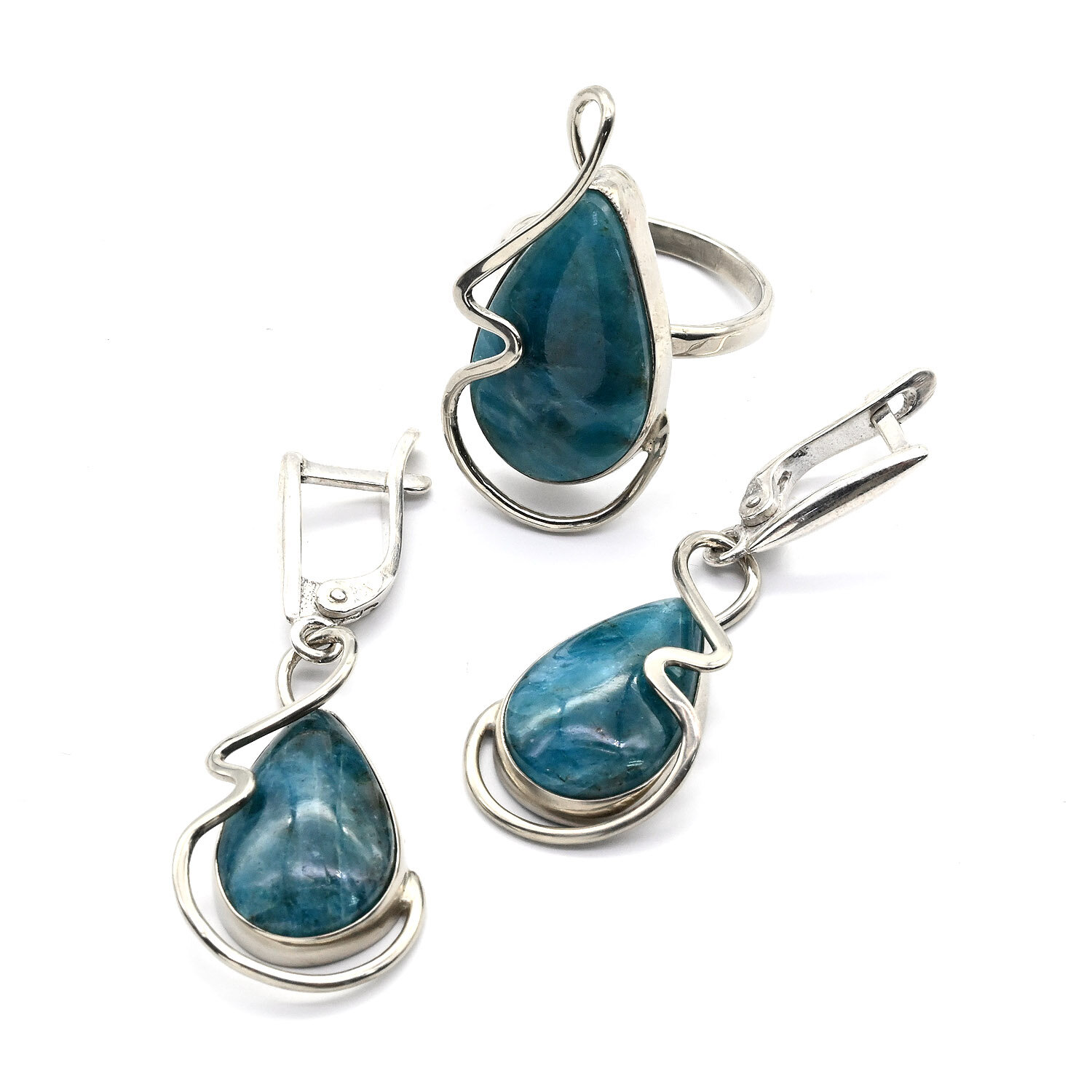 Комплект бижутерии: серьги, кольцо, апатит