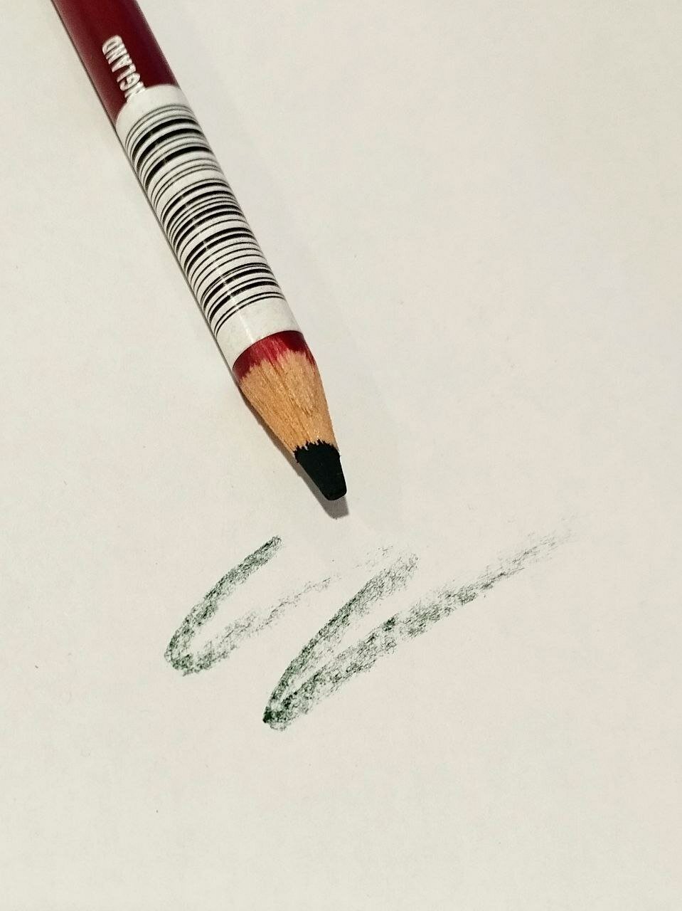 Карандаш пастельный Derwent "Pastel Pencils" зеленый лес/ P410