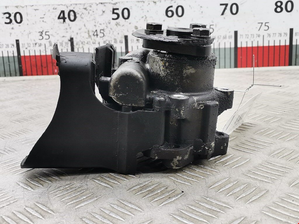 Насос гидроусилителя руля (ГУР) BMW 5-Series (E39) 32411095749 арт. 2235888