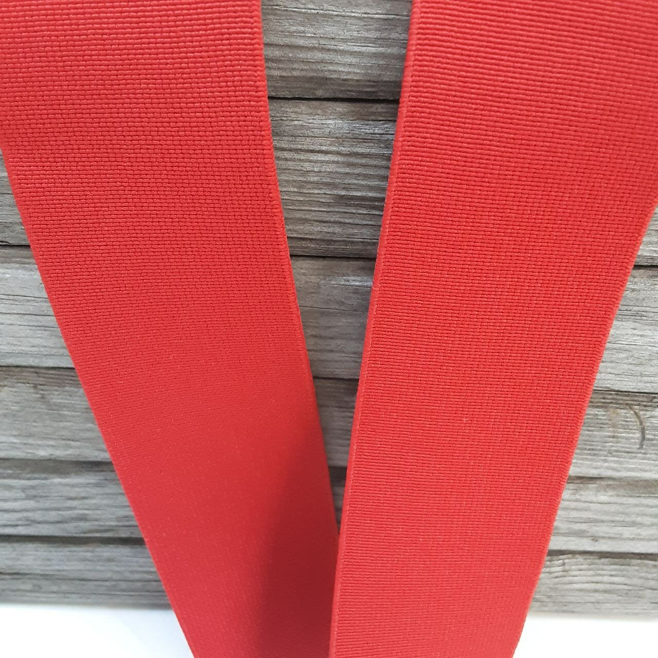 Резинка для шитья, тканая, ширина 40мм, отрез 3 метра, красная