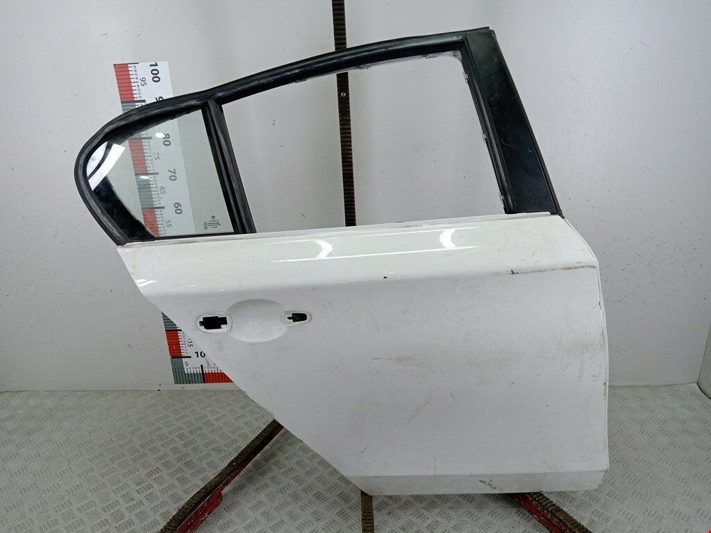 Дверь задняя правая BMW 1-Series (E81/E82/E87/E88) 41527191018 арт. 2249346