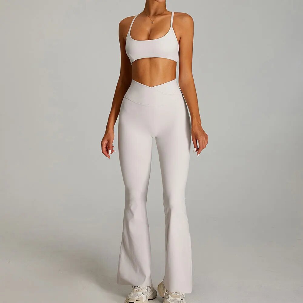 Костюм спортивный