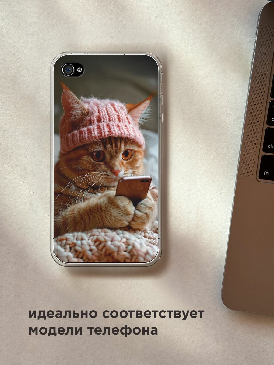 Чехол на Apple iPhone 4/4S / Айфон 4/4S с принтом "Рыжий котик с телефоном" — фото 1