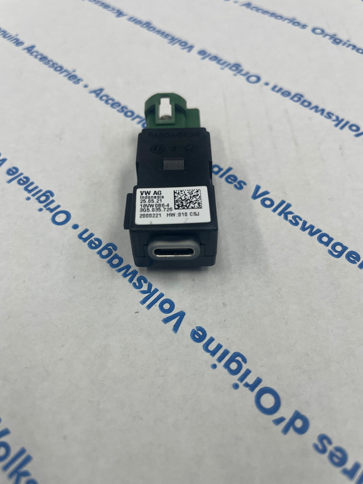 3G5035726 VAG Разъем USB для VW Passat B8 2015>