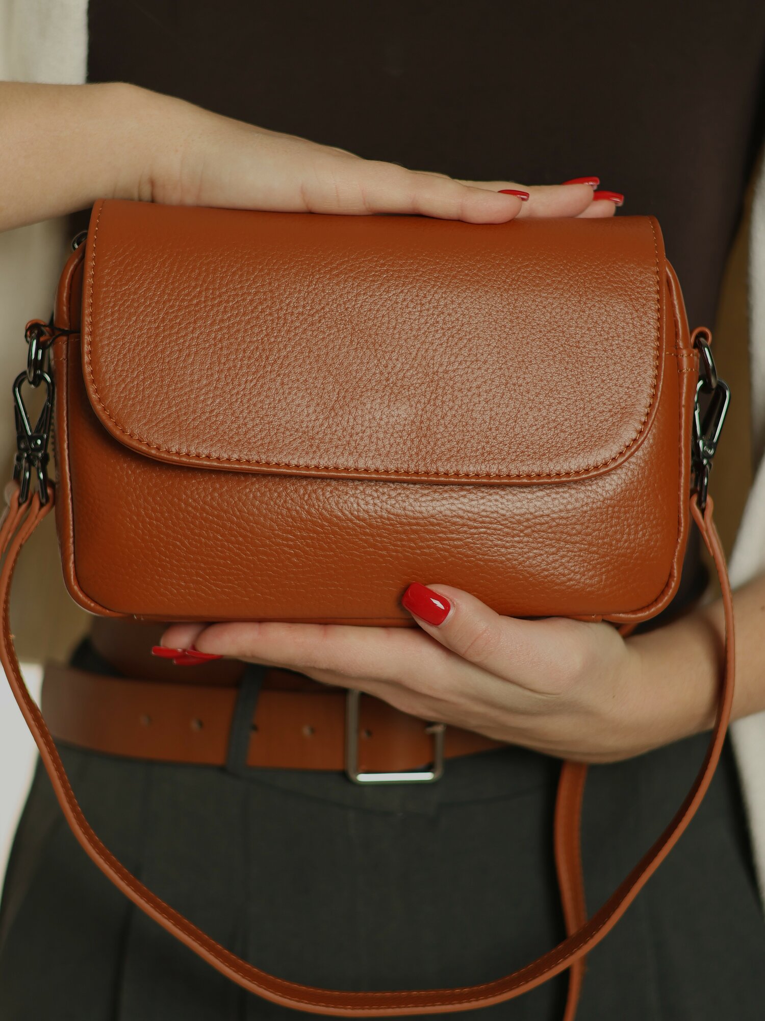 Сумка кросс-боди  МариОль с клапаном