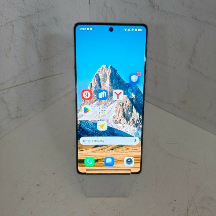 Смартфон Tecno Camon 40 8/128 Черный