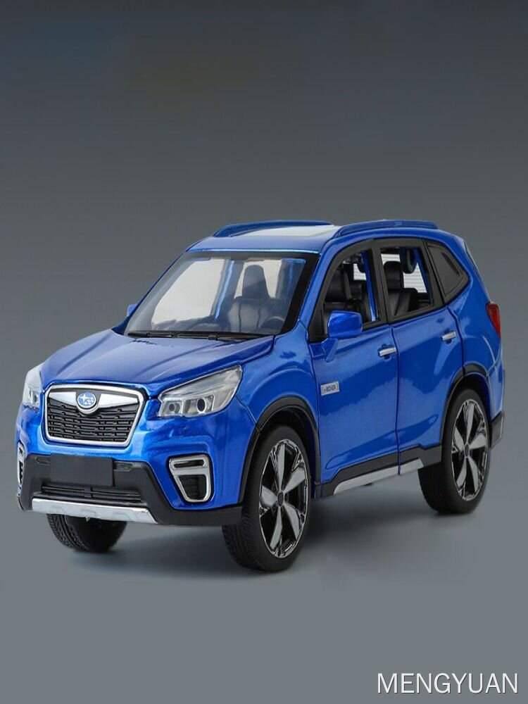 Машинка Subaru Forester (1/30) металлическая с открытыми дверьми, капотом и багажником, световыми и звуковыми эффектами для детей