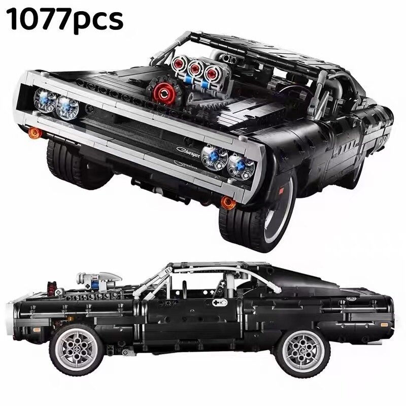 Совместимо с конструктором LEGO 1:8 серии F1 Technic, изображающим спортивный автомобиль.