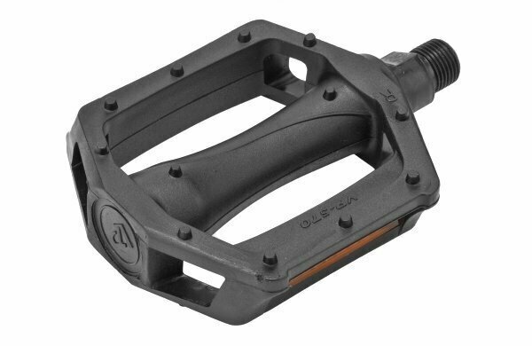 Педали для велосипеда VP-570. Пластиковые широкие Вес: 316 гр Цвет: Черный