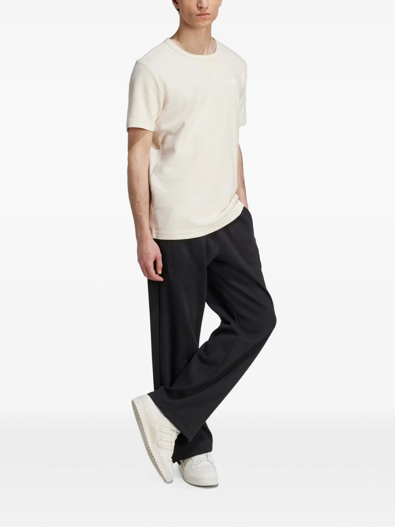 Брюки adidas Trefoil Essentials track pants, размер 38 UK — фото 1