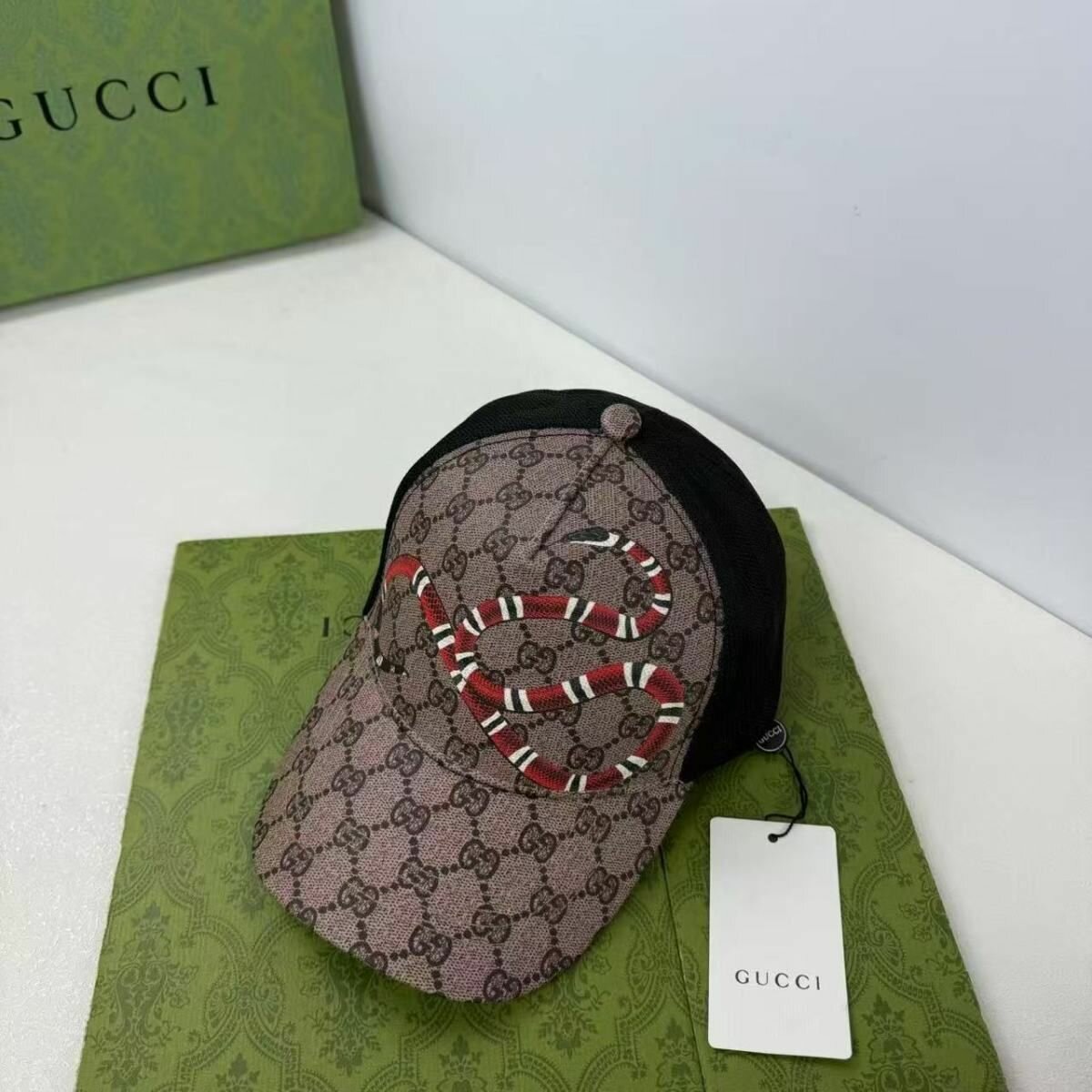 Бейсболка Gucci кепка