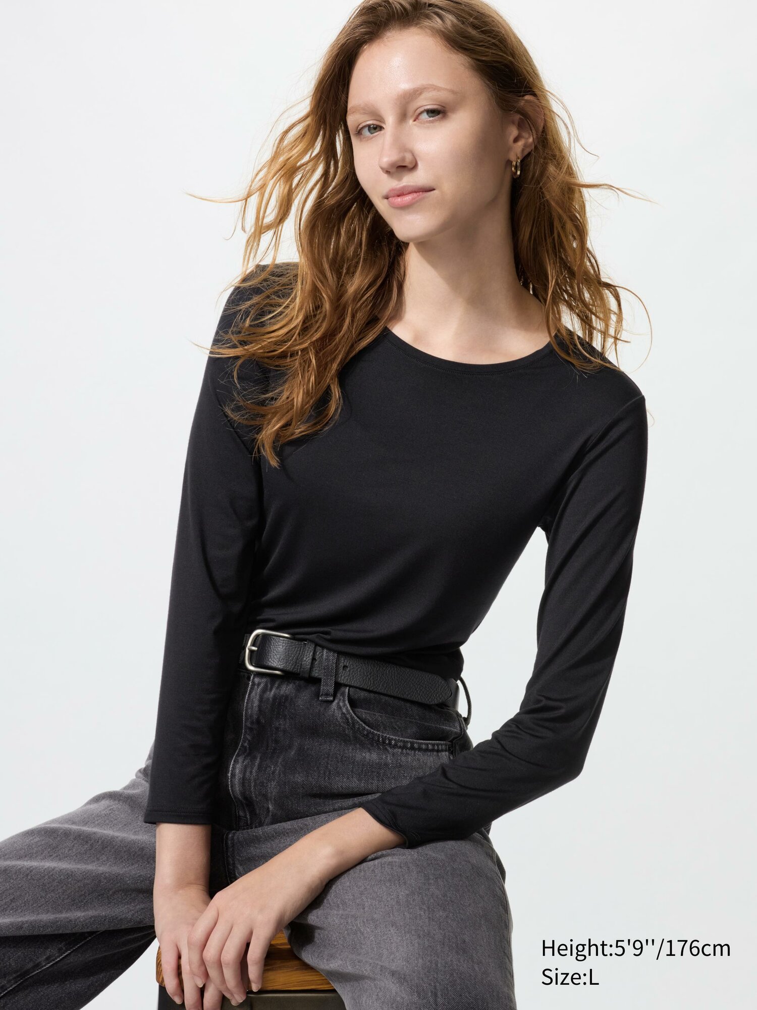 Футболка Women Heattech Crew Neck Long Sleeve T-shirt 469768/469742/460354/478938