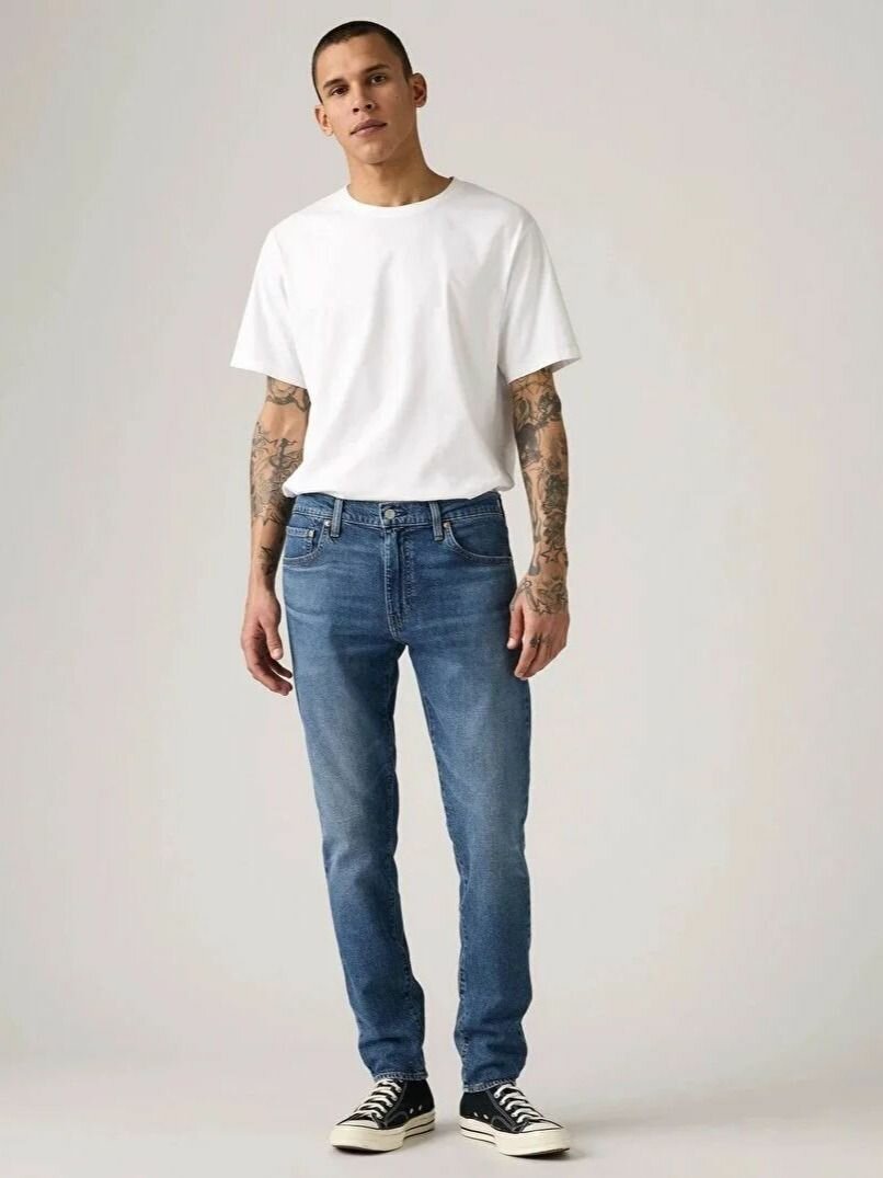 Джинсы зауженные 