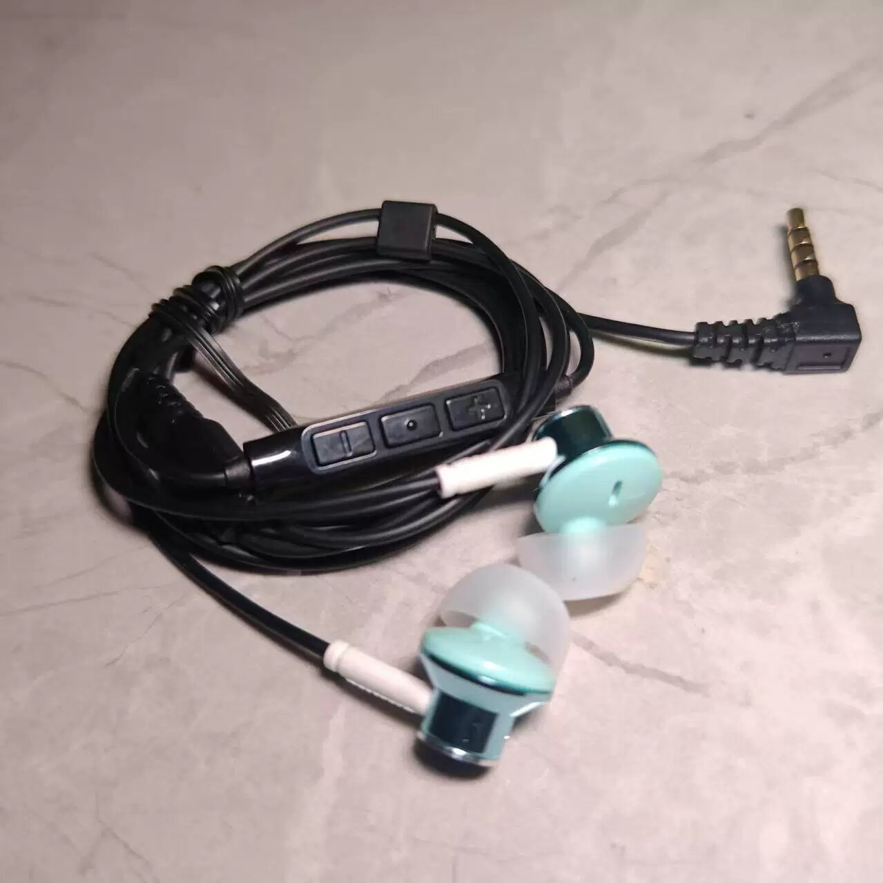 ONKYO DIY E700M Наушники вкладышные Bluetooth 5.0 с кабелем, без микрофона, беспроводная аудиосвязь