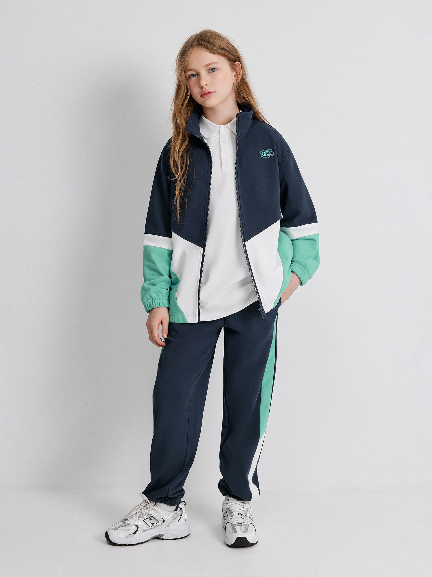 Костюм спортивный