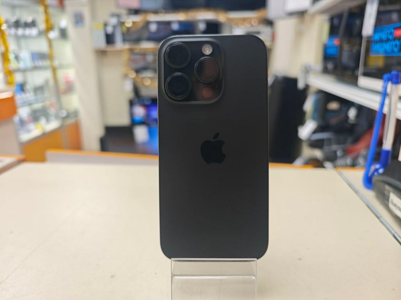 Смартфон Apple iPhone 15 Pro 128GB Black Titanium Dual: nano SIM + eSIM
