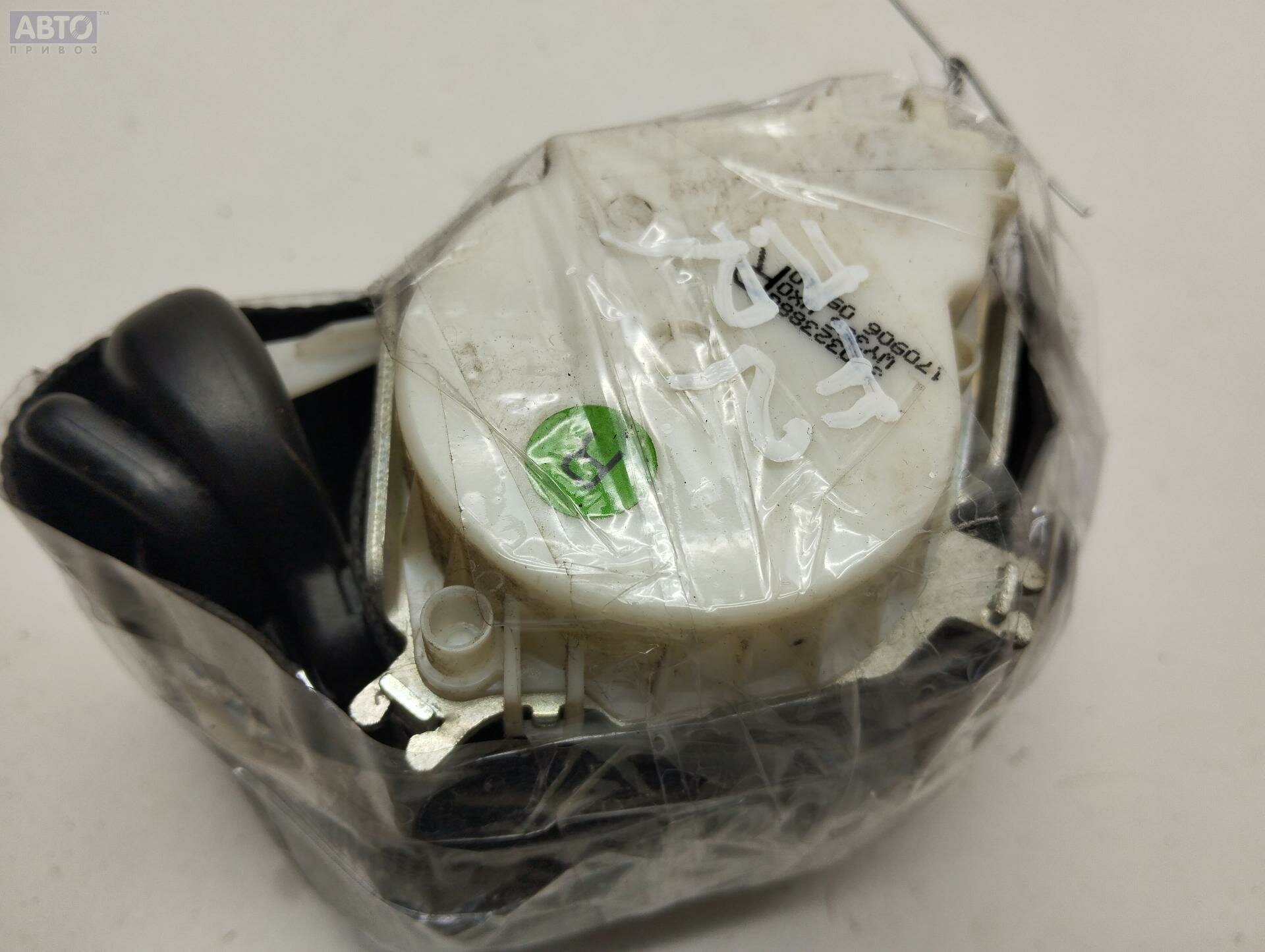 Ремень безопасности передний правый Ford Focus 2 (2004-2010)