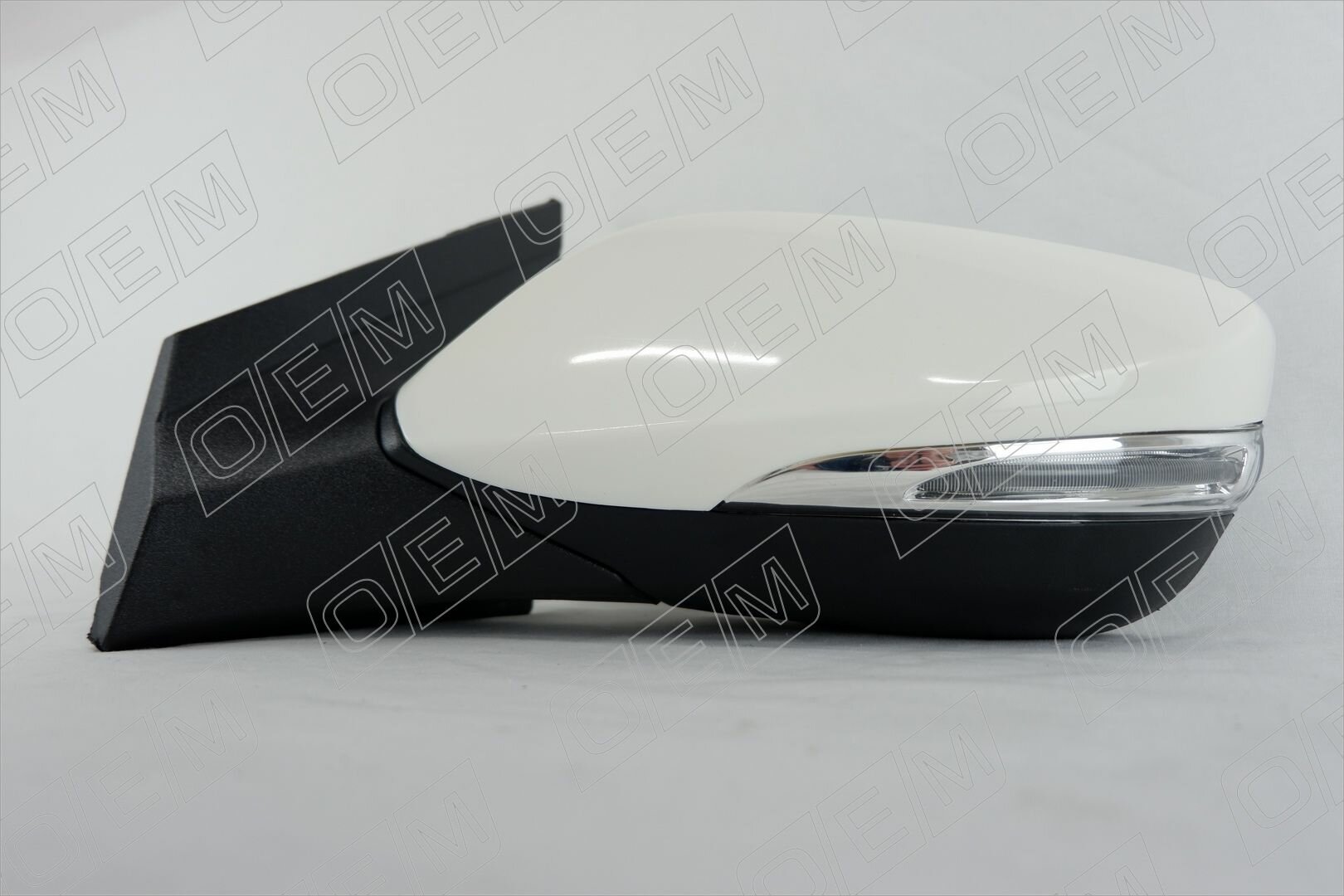 Зеркало левое Hyundai Solaris 1 год с 2011 по 2017, Хендай Солярис, 876104L040(Слева)