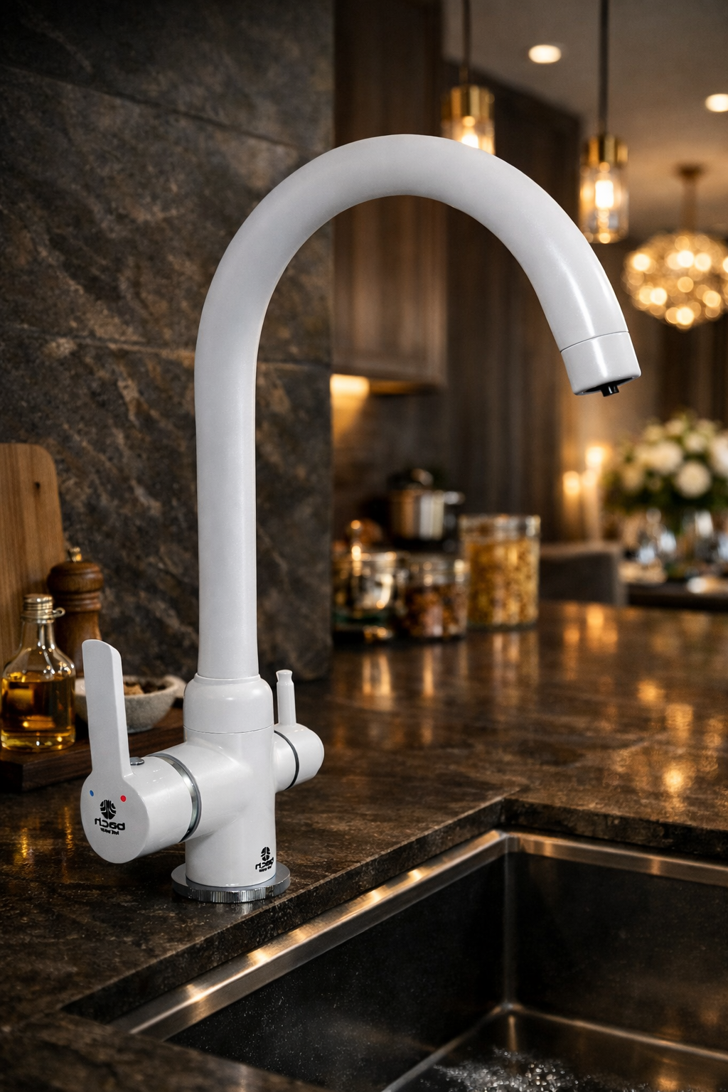 Смеситель Bach 12241, для кухни, белый, с подключением к фильтру, латунный