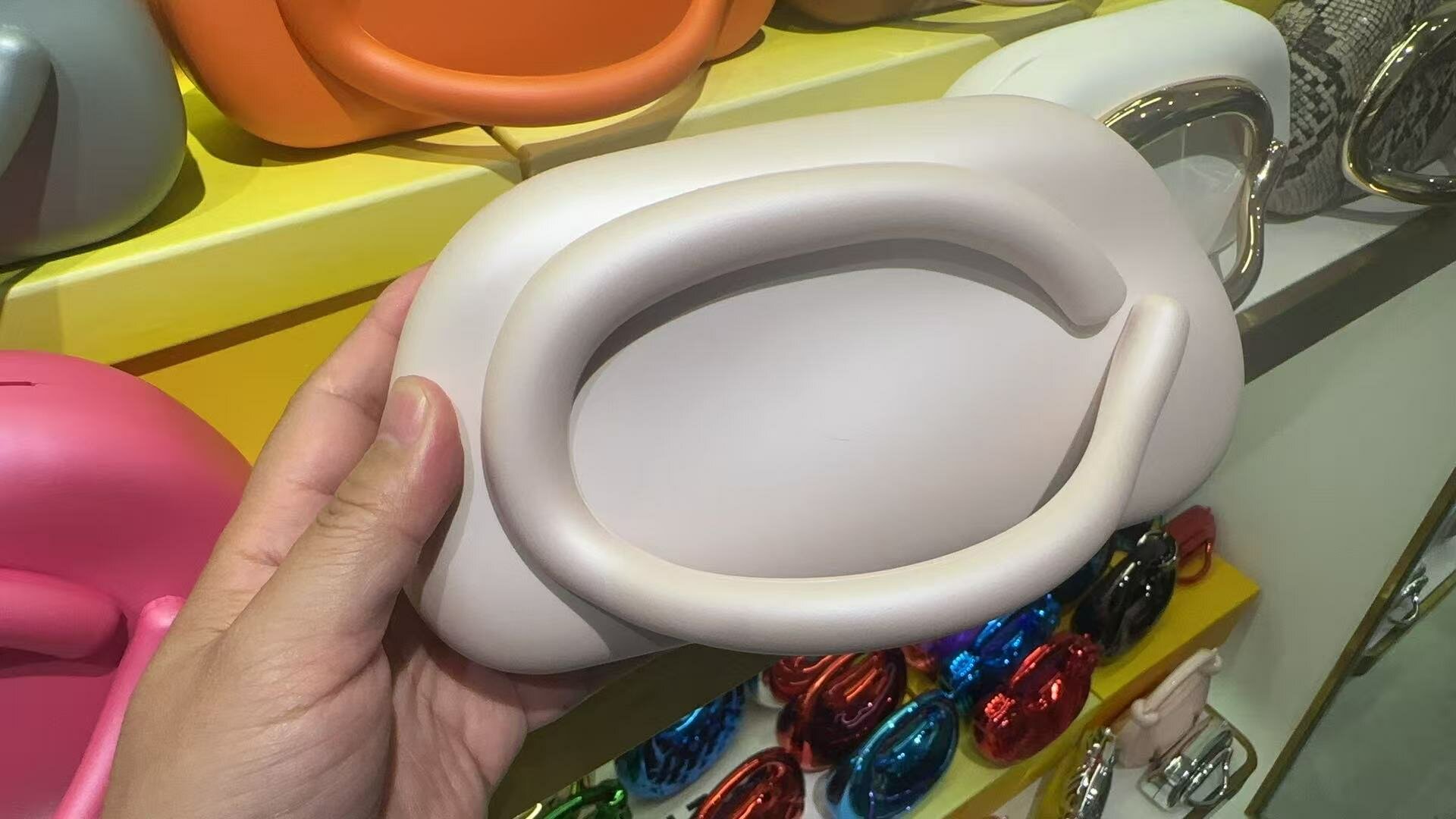 Классическая круглая сумка-клатч в европейском и американском стиле, вечерняя сумка из акрила, винтажная металлическая ручка, одно плечо, кроссбоди