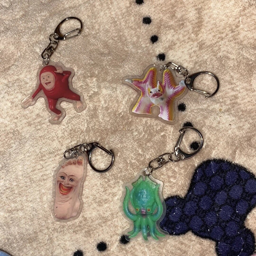 Брелок Абстрактная Некрасивость — акриловый, причудливый дизайн, для рюкзака и ключей, 4шт.