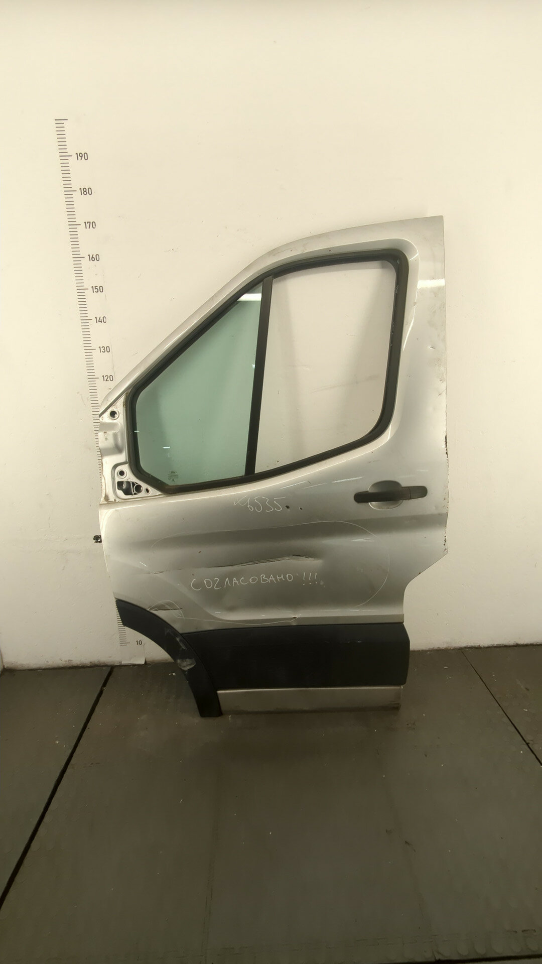 Дверь боковая (легковая) левая передняя Ford Transit Б/У