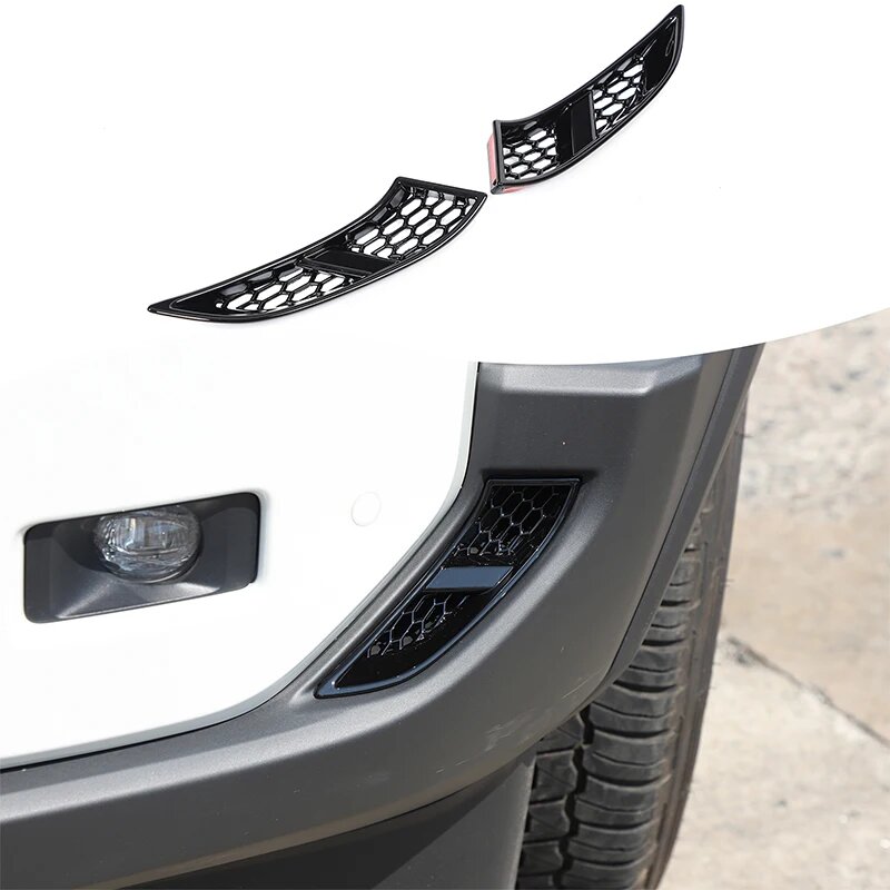 Декоративные накладки на бампер Toyota Land Cruiser Prado LC250 2024-2025, Glossy black